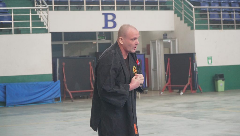 Trải nghiệm võ tự vệ của học sinh lớp 6A1 – Trường THCS Ngoại ngữ ...